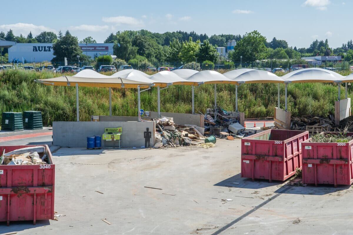 CANOPY FOR A WASTE RECYCLING PLANT - LIMOGES (FRANCE) - SMC2
